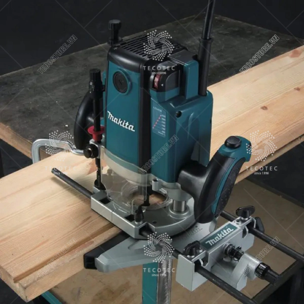Máy phay Makita RP2301FC